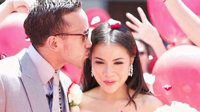 Maruli Tampubolon Membuktikan Diri Bahwa Pria Kaya dan Setia Masih Ada ...