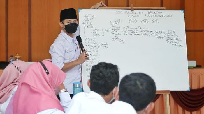 Fokus 8 Atribut Kota Hijau, Bupati Trenggalek Beri Arahan Khusus di ...