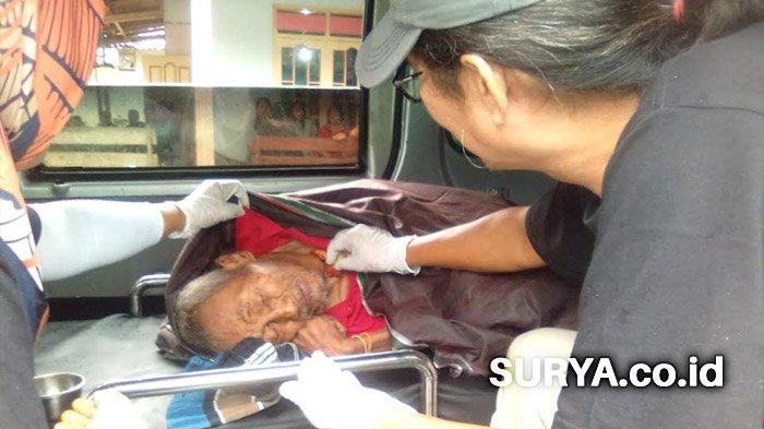 Gelar Pengobatan Massal, Relawan Kesehatan Obati Luka di Leher Mbah ...