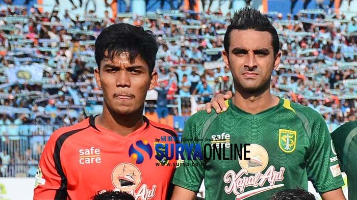 Biodata, Profil & Statistik Penjaga Gawang Utama Persebaya Surabaya ...