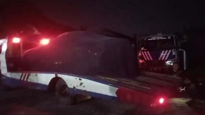 Mabes Polri Sita Mobil Mewah, Tanah dan Bangunan Milik Bayu Walker Si ...