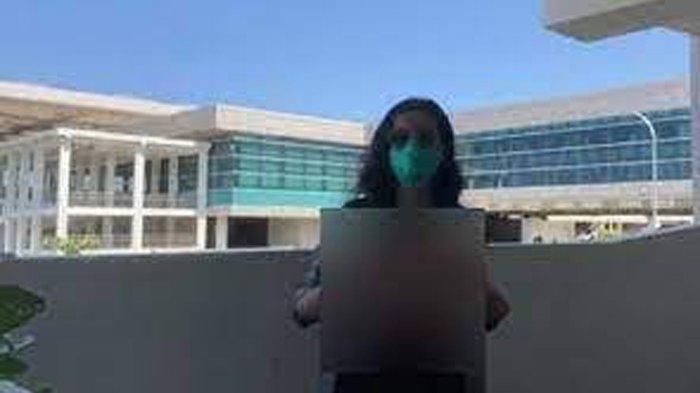 Nasib Wanita Cantik yang Videonya Viral Beradegan Panas di Bandara ...