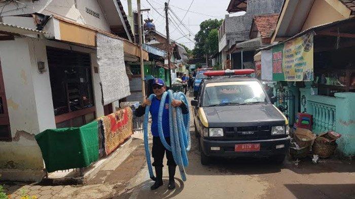 Antisipasi Banjir, Pemkab Banyuwangi Normalisasi Sungai Kalilo - Surya ...