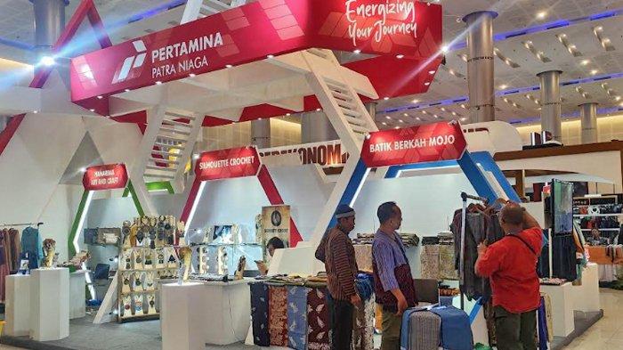 Booth UMKM Pertamina Patra Niaga Raih Penghargaan di Ajang Jatim Fest 2024 - Surya.co.id