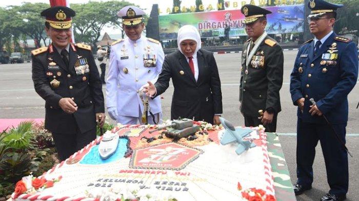 Peringatan HUT TNI ke-77, Kodam V/Brawijaya Gelar Doa Bersama untuk Korban Tragedi Kanjuruhan ...