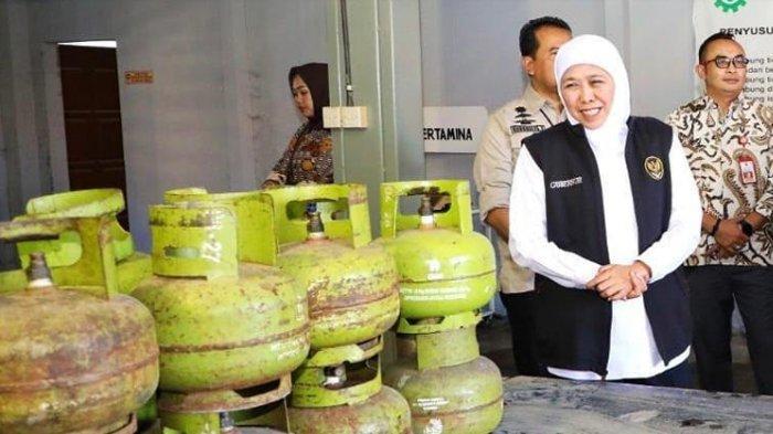 Untuk Masyarakat Miskin, Gubernur Khofifah Larang Ada Permainan Harga Gas LPG 3 Kg - Surya.co.id