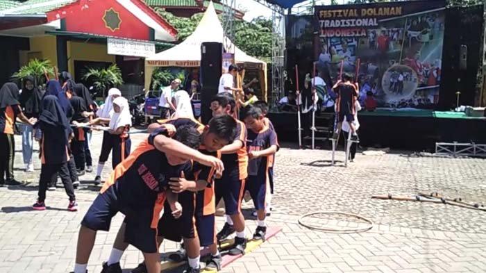 Pasuruan Gelar Festival Dolanan Tradisional mulai Egrang hingga Tarik Tambang, ini Tujuannya ...