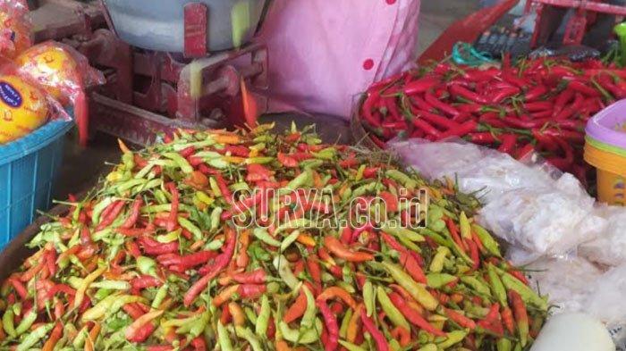 Jelang Hari Raya Idul Adha, Harga Cabai Rawit di Kabupaten Lamongan Merangkak Naik - Surya.co.id