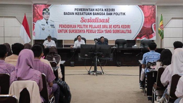 Pemkot Kediri Sosialisasi Pendidikan Politik untuk Cegah Pemilih Pemula Pemilu 2024 Golput ...