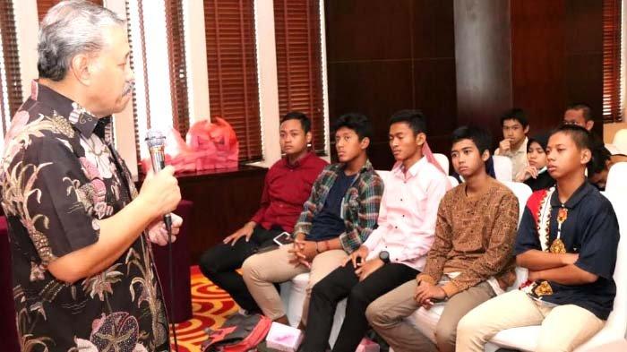 Hayono Isman: Milenial harus Berani Ikut Berkontribusi Nyata Memilih ...