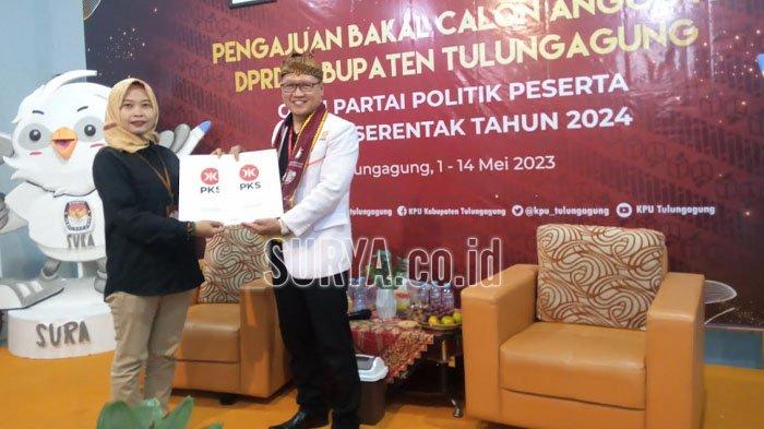 Diiringi Reog Gendang, PKS Jadi Parpol Pertama Daftarkan Bacaleg di KPU Tulungagung - Halaman 1 ...