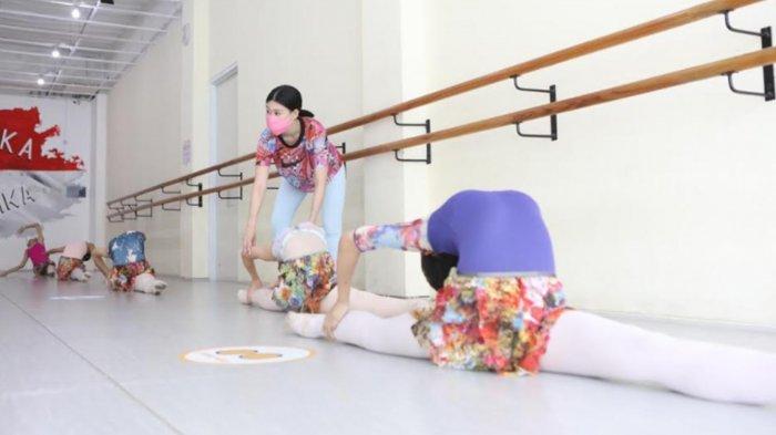 Claresta Alim Bawa Pebalet Indonesia di Panggung Dunia - Surya.co.id