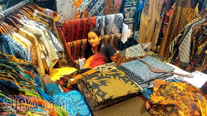 Sukses di Pameran Lokal, UKM Batik Bidik Pasar Ekspor - Surya.co.id