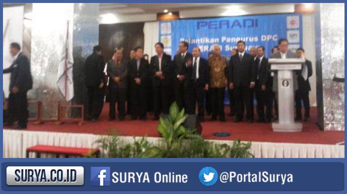 Juniver Girsang Bentuk Pengurus Peradi di Surabaya - Surya.co.id