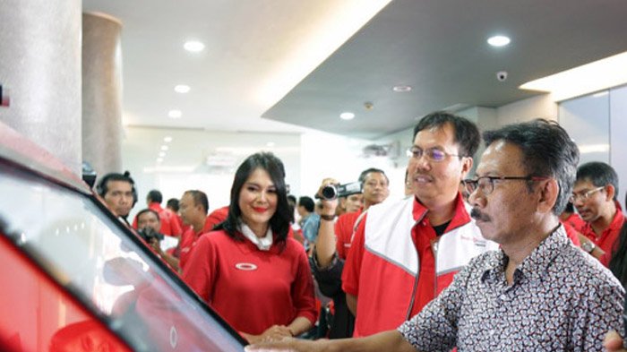 Digital Grapari TelkomGroup Dinoyo dan Lembong Resmi Beroperasi - Surya ...