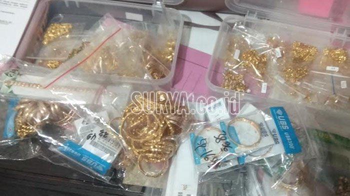 Copet Kalung Emas di Pasar Betro Sidoarjo Digebuki Massa, Kendarai ...
