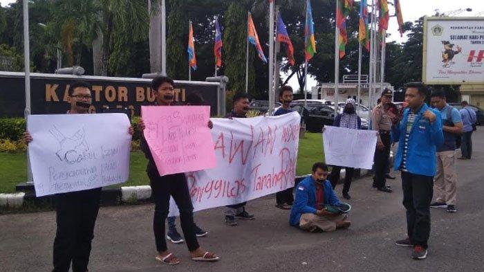 Pemicu Aktivis Pergerakan Mahasiswa Islam Indonesia (PMII) Demo di ...