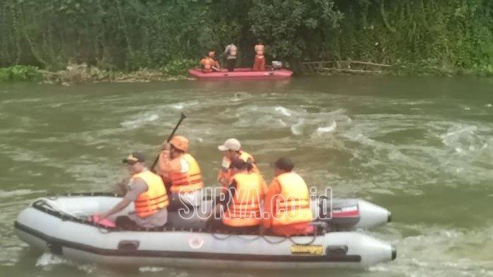 Kronologi Penyelamatan Dramatis Wanita Terjun ke Sungai Brantas, Sebelumnya Pria Lompat dari ...