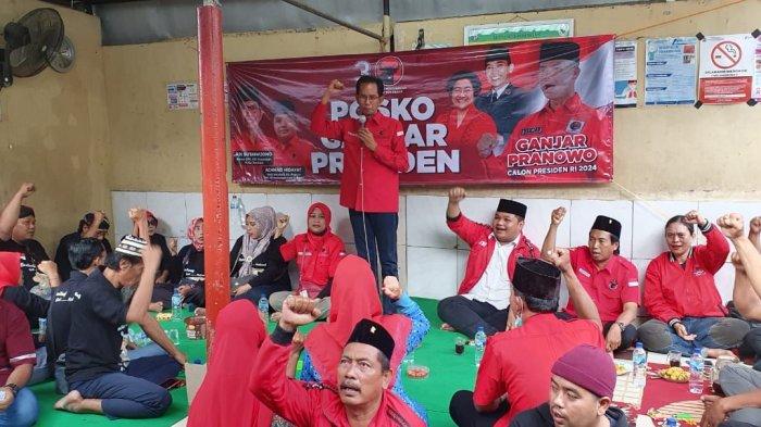 Posko Ganjar Presiden Mulai Bermunculan di Permukiman Warga Surabaya - Halaman all - Surya.co.id