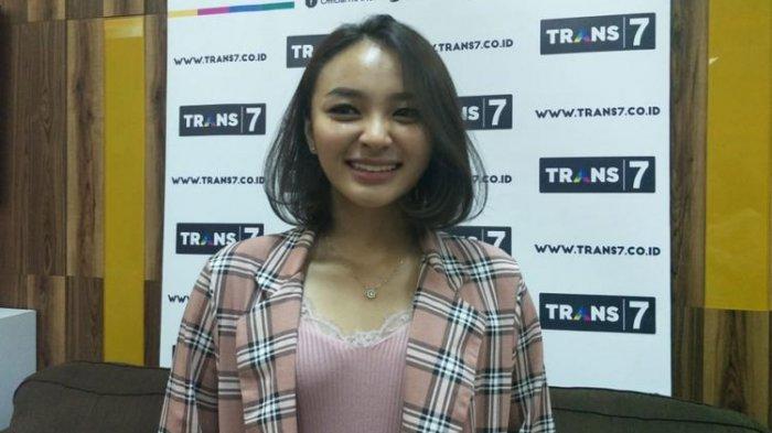 Biodata Revina VT yang Trending Topic seusai Cuitan di Twitter Viral, Ternyata Kelahiran ...