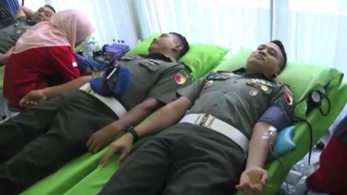 Sambut HUT Ke-73 Pomad, Pomdam V/Brawijaya Gelar Donor Darah - Surya.co.id