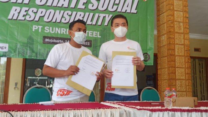 PT Sunrise Steel Gelar CSR dengan Berdayakan Warga Desa Jampirogo Kabupaten Mojokerto - Surya.co.id