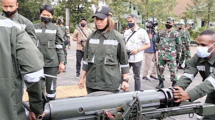 Profil dan Biodata Serda Maria, Prajurit TNI AD Wanita Asli Papua yang ...