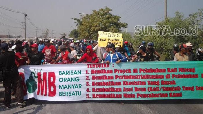 Nelayan Gresik Terganggu Proyek Pelabuhan Internasional - Surya.co.id