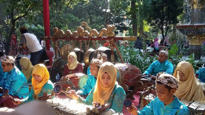 Jika Pustakawan jadi Pengrawit, Inilah Yang Terjadi … - Surya.co.id