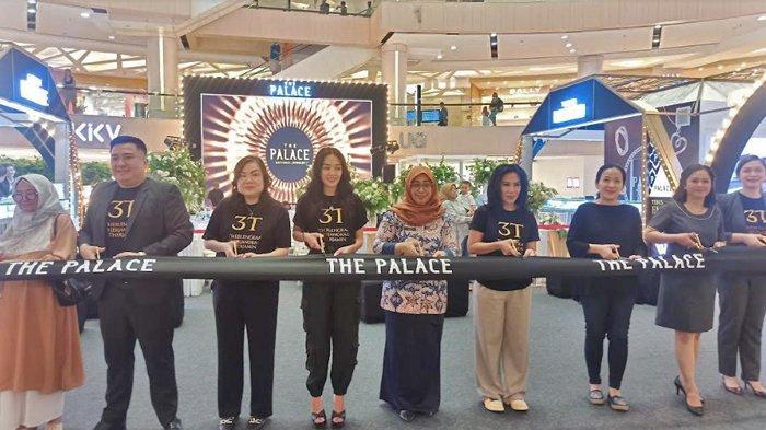 PT CMK Re-Opening The Palace Jeweler TP 3 Surabaya Sambil Gelar Pameran ...