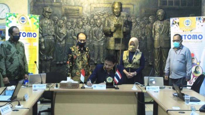 Unitomo Jalin Kerjasama dengan Universitas di Thailand, MoU Dilakukan ...