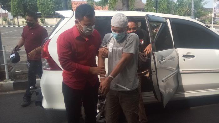 Residivis Kasus Narkoba di Situbondo Diciduk Polisi, Tertangkap Saat Membungkus Paket Sabu-sabu ...