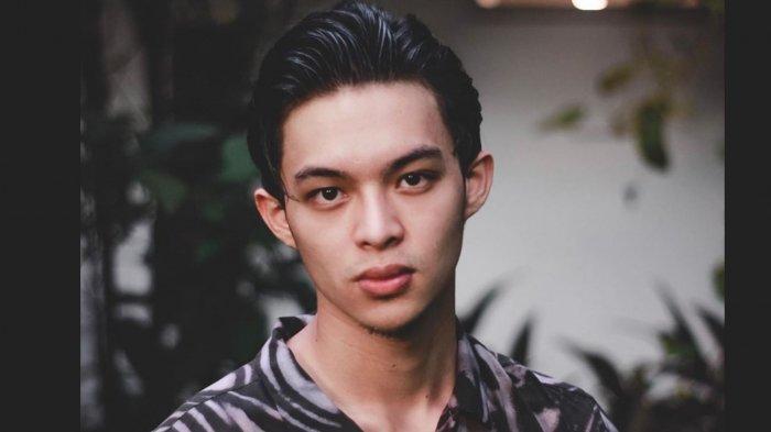 Biodata Rey Mbayang, Sosok Suami Dinda Hauw, Sempat Digosipkan Dekat ...