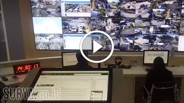 VIDEO - Mengintip Ruang Command Center di Surabaya yang Mirip di Film ...