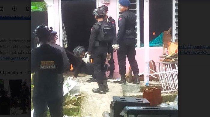 Bom Meledak di Rumah Ketua KPPS di Pamekasan, Diduga Dilempar Orang Tak Dikenal - Surya.co.id
