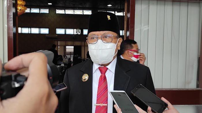 Pemkot Blitar Larang ASN Cuti Saat Natal dan Tahun Baru - Surya.co.id Pemkot Blitar Larang ASN Cuti Saat Natal dan Tahun Baru - Surya.co.id