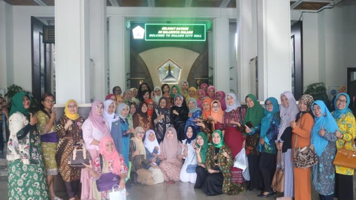 Forhati Ajak Perempuan Berkontribusi Bagi Pembangunan Daerah - Surya.co.id