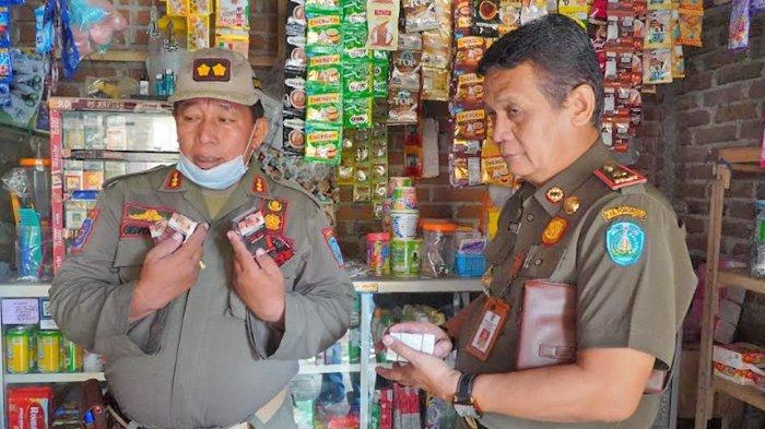 Gempur Rokok Ilegal, Satpol PP Ponorogo dan Bea Cukai Madiun Gelar Razia di Warung-Warung ...