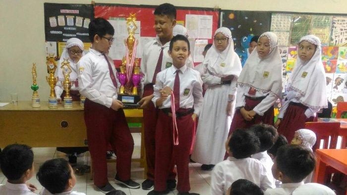 Maret 2019, SD Muhammadiyah 26 Surabaya Panen Prestasi - Surya.co.id