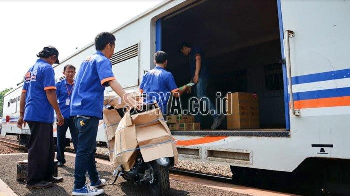 Rail Express PT KAI Beri Diskon Angkutan Barang 17 Persen, Ini ...
