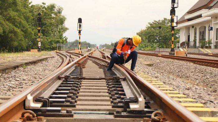 Frekuensi Perjalanan Kereta Api Bertambah, KAI Daop 7 Madiun Tingkatkan Pengawasan Keselamatan ...