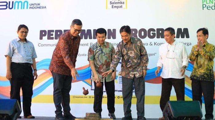 PLN dan Wagub Jatim Emil Dardak Resmikan Community Development Program Beasiswa KSE di Surabaya ...