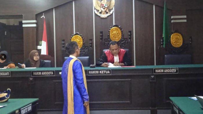 Sidang Pra Peradilan Perdana Tersangka Pencabulan Santriwati di Jember ...