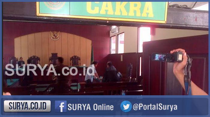 Sony Sandra Kian Tersudut, Saksi Menguatkan Dakwaan - Surya.co.id