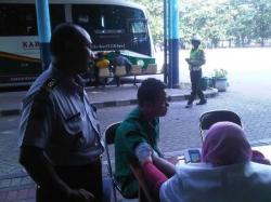 Tensi Sopir Bus Rata-rata Tinggi - Surya.co.id