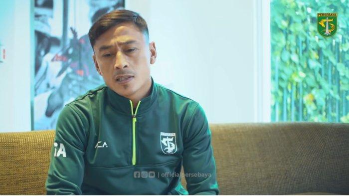Biodata Samsul Arif Mantan Striker Senior Persebaya yang Resmi Merapat ...
