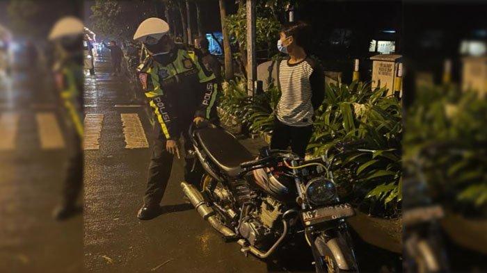 Patroli Skala Besar Amankan Belasan Sepeda Motor Knalpot Brong di Kota Kediri - Surya.co.id