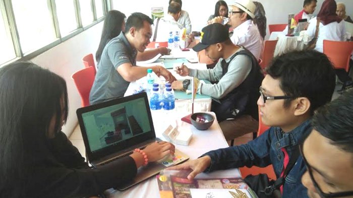 Table Talk: Bertemunya Para Pelaku Wisata dalam Satu Meja, selanjutnya ...