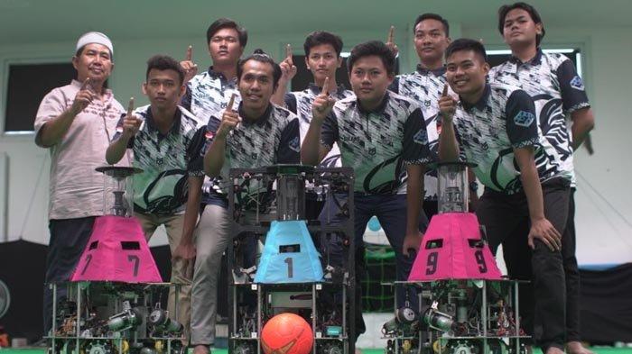 Lima Tim 'Dewo' Robot FT Unesa Lolos ke KRI Tingkat Nasional - Surya.co.id