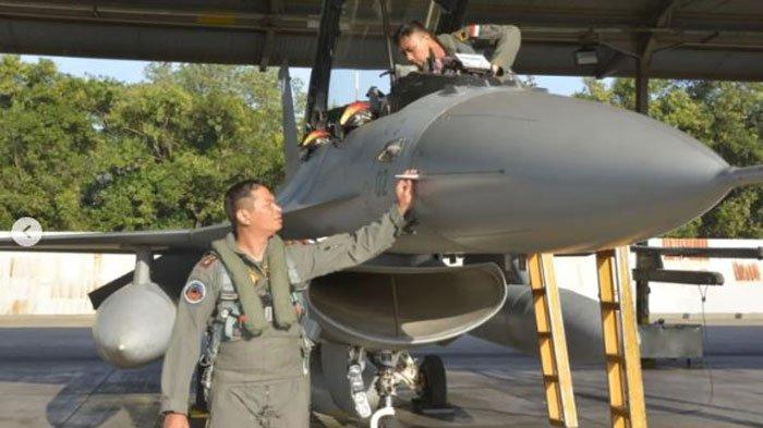 TNI AU Kirim 6 Jet Tempur F-16 Fighting Falcon ke Pangkalan AU ...